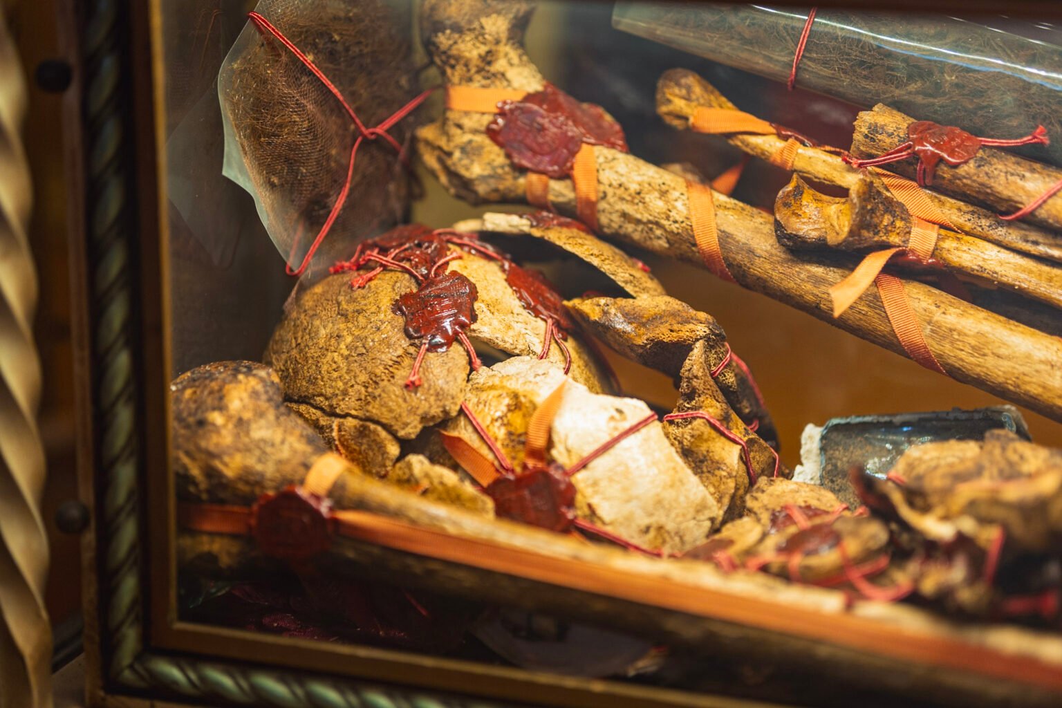 What Are Holy Relics? | List of The Most Famous Relics!