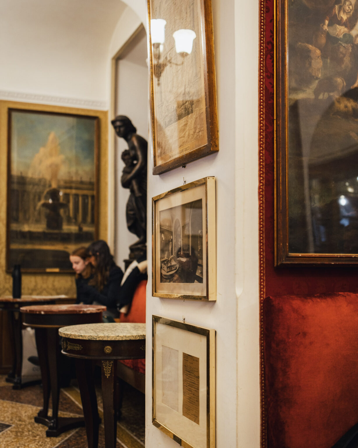 Antico Caffè Greco, The Oldest Cafe in Rome!