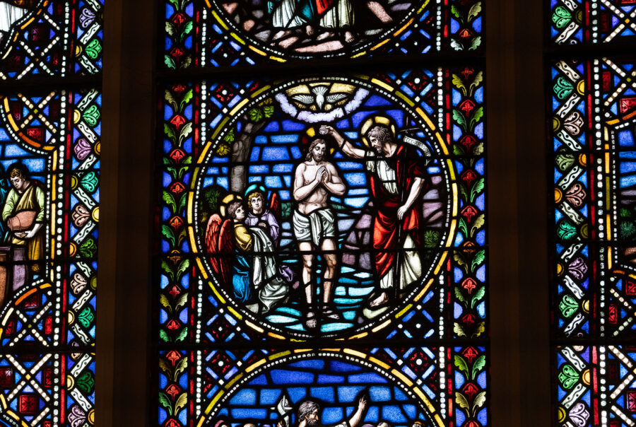 What is Holy Hour in The Catholic Church? Full Guide!