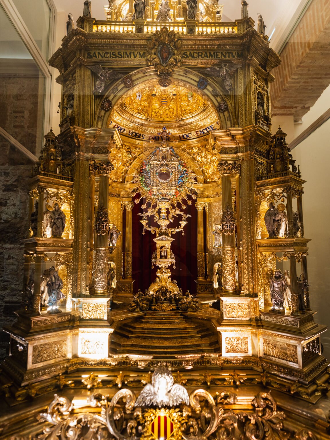 What is a Monstrance in Catholic Church? Valencia Monstrance